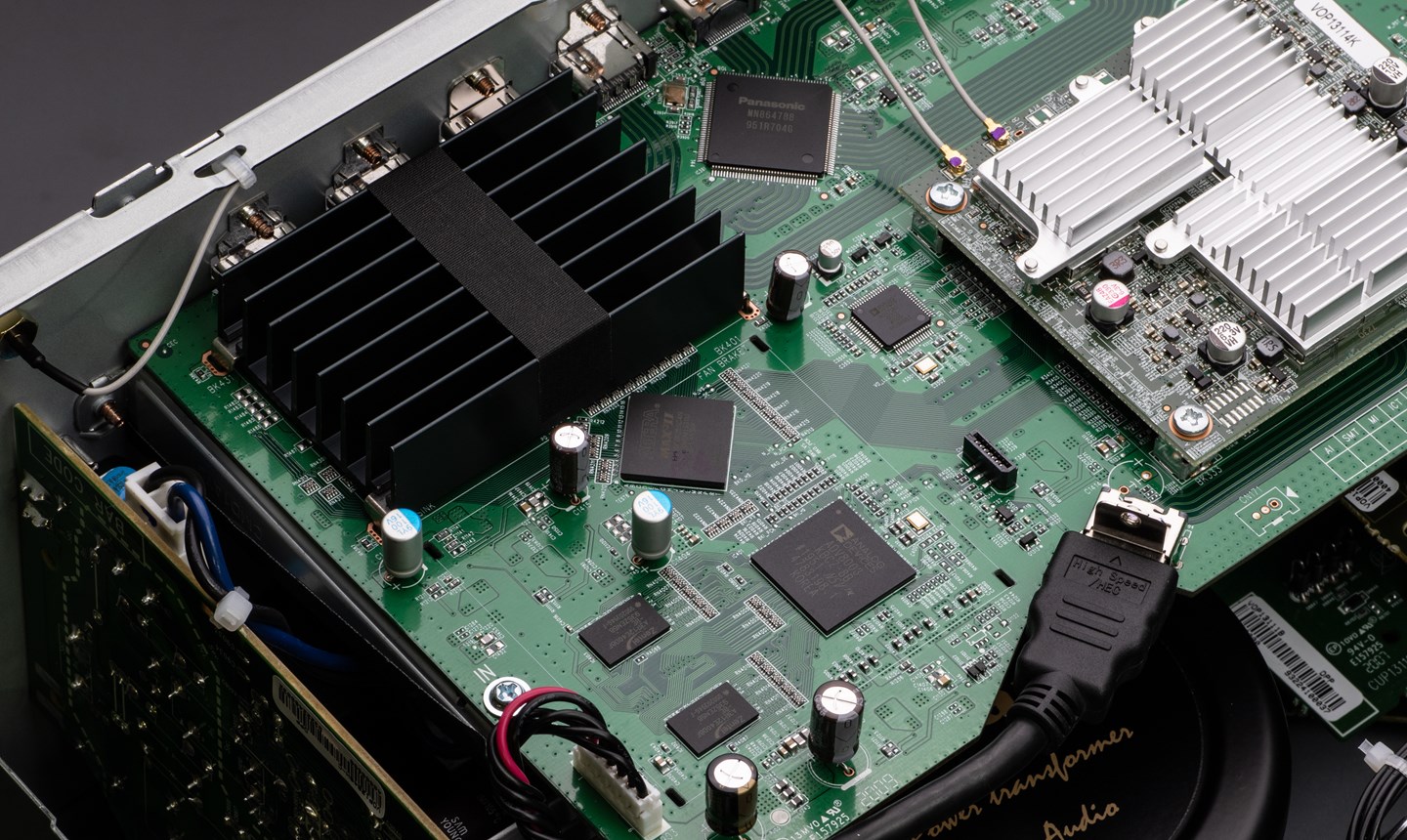 Marantz AV7706 11.2CH 8K AV Surround Pre-Amplifier - West Coast Hifi